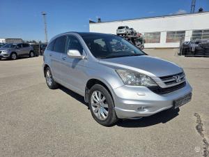 Pelēks Honda CR-V 2011 Marijampole, ar dzinēja tilpumu 2.20 L un nobraukumu 330 tūkst. km par 4800 €, foto 17 vietnē AUTOMOTO.COM.LV