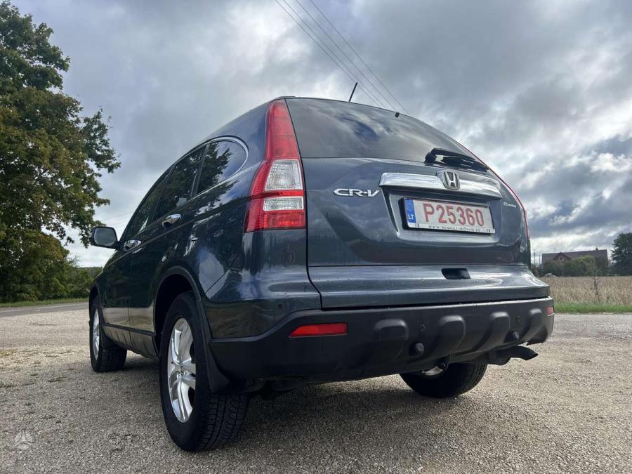 Grey Honda CR-V 2011 in Kaisiadorys, with an engine capacity of 2.20 L and mileage of 235 thousand km for 6490 €, photo 11 on AUTOMOTO.COM.LV