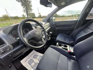 Grey Honda CR-V 2011 in Kaisiadorys, with an engine capacity of 2.20 L and mileage of 235 thousand km for 6490 €, photo 15 on AUTOMOTO.COM.LV