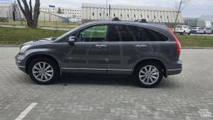 Grey Honda CR-V 2011 in Vilnius, with an engine capacity of 2.20 L and mileage of 217 thousand km for 7890 €, photo 4 on AUTOMOTO.COM.LV