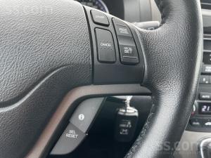 Pelēks Honda CR-V 2011 Ogre, ar dzinēja tilpumu 2.00 L un nobraukumu 187 tūkst. km par 6970 €, foto 14 vietnē AUTOMOTO.COM.LV