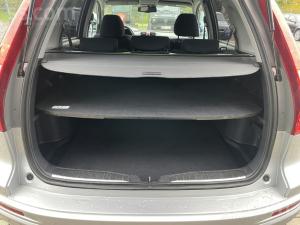 Pelēks Honda CR-V 2011 Ogre, ar dzinēja tilpumu 2.00 L un nobraukumu 187 tūkst. km par 6970 €, foto 19 vietnē AUTOMOTO.COM.LV