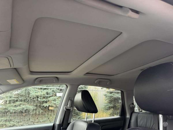 Grey Honda CR-V 2011 in Marijampole, with an engine capacity of 2.20 L and mileage of 261 thousand km for 4250 €, photo 10 on AUTOMOTO.COM.LV