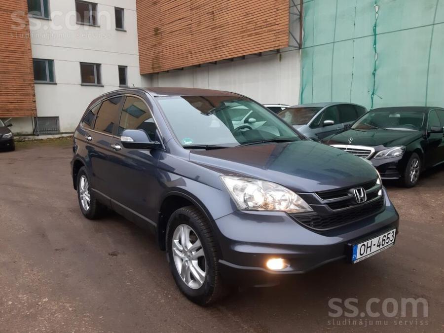 Pelēks Honda CR-V 2012 Daugavpils, ar dzinēja tilpumu 2.20 L un nobraukumu 0 tūkst. km par 7950 €, foto 3 vietnē AUTOMOTO.COM.LV