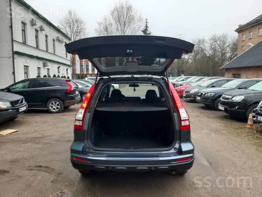 Pelēks Honda CR-V 2012 Daugavpils, ar dzinēja tilpumu 2.20 L un nobraukumu 0 tūkst. km par 7950 €, foto 23 vietnē AUTOMOTO.COM.LV