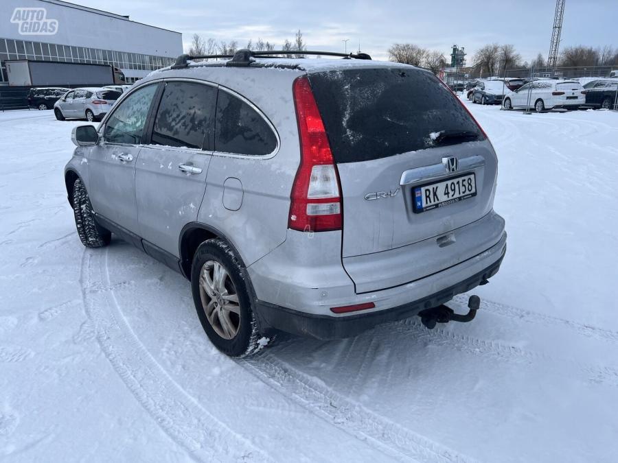 Pelēks Honda CR-V 2012 Marijampole, ar dzinēja tilpumu 2.20 L un nobraukumu 275 tūkst. km par 3800 €, foto 4 vietnē AUTOMOTO.COM.LV