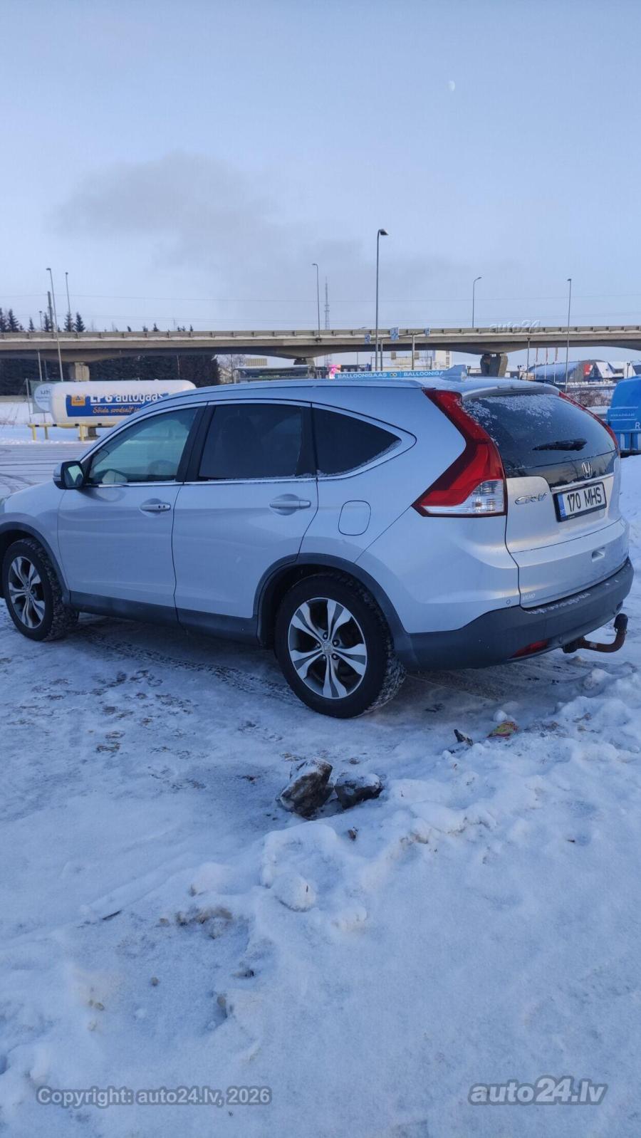 Pelēks Honda CR-V 2012 Tartu, ar dzinēja tilpumu 2.00 L un nobraukumu 192 tūkst. km par 8500 €, foto 5 vietnē AUTOMOTO.COM.LV