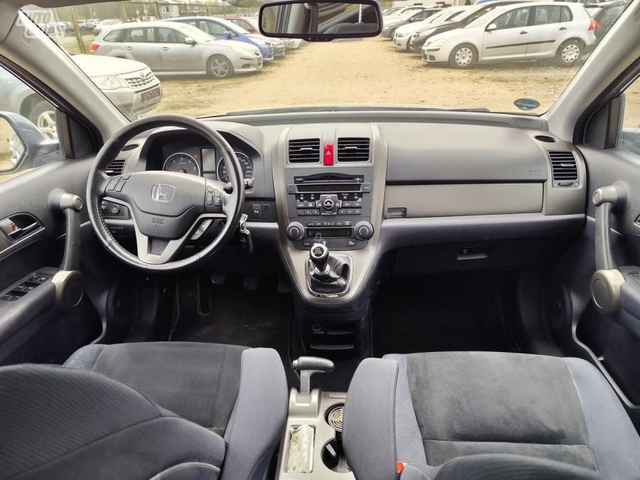 Pelēks Honda CR-V 2012 Utena, ar dzinēja tilpumu 2.20 L un nobraukumu 297 tūkst. km par 7390 €, foto 19 vietnē AUTOMOTO.COM.LV
