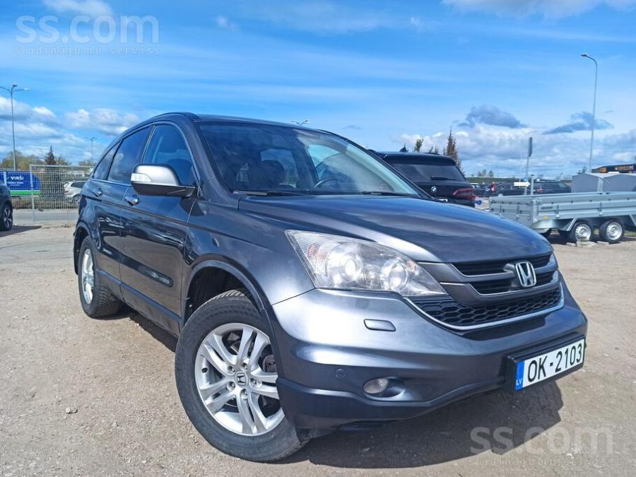 Pelēks Honda CR-V 2012 Daugavpils, ar dzinēja tilpumu 2.20 L un nobraukumu 0 tūkst. km par 7950 €, foto 3 vietnē AUTOMOTO.COM.LV