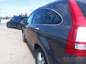 Pelēks Honda CR-V 2012 Daugavpils, ar dzinēja tilpumu 2.20 L un nobraukumu 0 tūkst. km par 7950 €, foto 10 vietnē AUTOMOTO.COM.LV