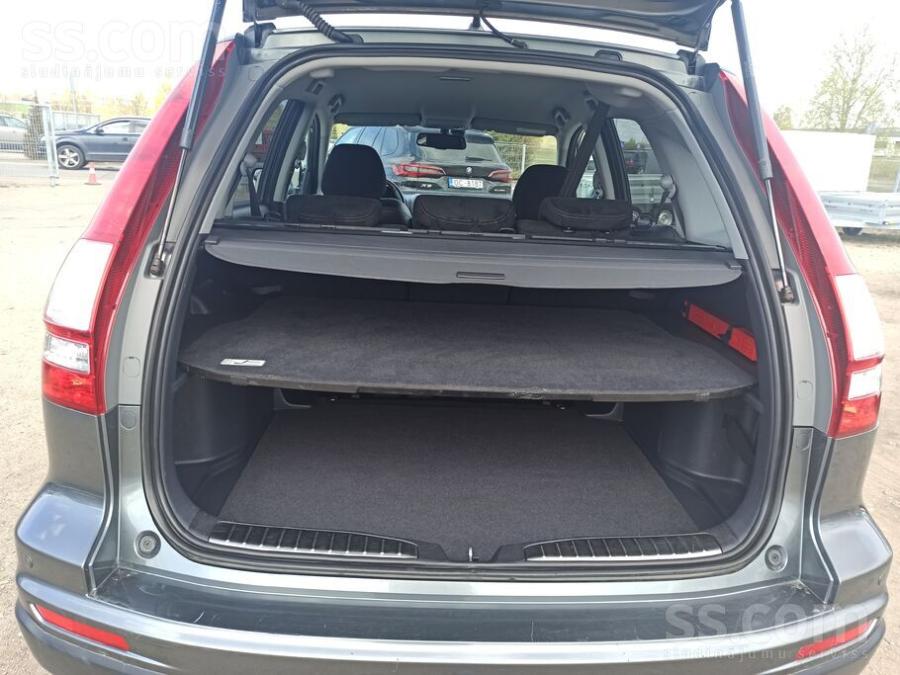 Pelēks Honda CR-V 2012 Daugavpils, ar dzinēja tilpumu 2.20 L un nobraukumu 0 tūkst. km par 7950 €, foto 12 vietnē AUTOMOTO.COM.LV