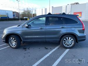 Pelēks Honda CR-V 2012 Jelgava, ar dzinēja tilpumu 2.00 L un nobraukumu 221 tūkst. km par 6500 €, foto 3 vietnē AUTOMOTO.COM.LV