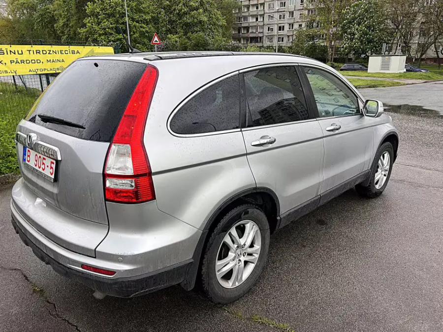 Pelēks Honda CR-V 2012 Rīga, ar dzinēja tilpumu 2.20 L un nobraukumu 258 tūkst. km par 7550 €, foto 5 vietnē AUTOMOTO.COM.LV