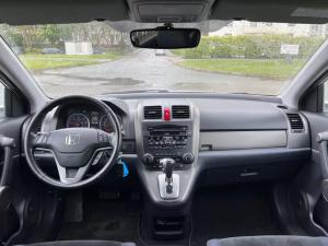 Pelēks Honda CR-V 2012 Rīga, ar dzinēja tilpumu 2.20 L un nobraukumu 258 tūkst. km par 7550 €, foto 13 vietnē AUTOMOTO.COM.LV