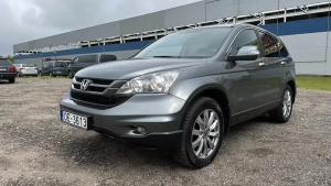Grey Honda CR-V 2012 in Daugavpils, with an engine capacity of 2.20 L and mileage of 299 thousand km for 7770 €, photo  on AUTOMOTO.COM.LV