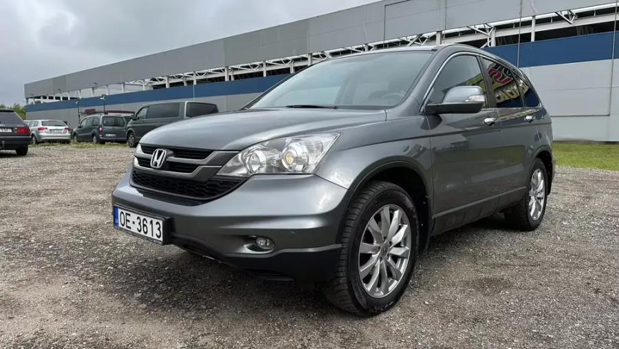 Pelēks Honda CR-V 2012 Daugavpils, ar dzinēja tilpumu 2.20 L un nobraukumu 299 tūkst. km par 7770 €, foto 1 vietnē AUTOMOTO.COM.LV