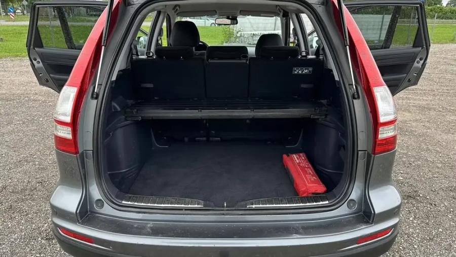 Pelēks Honda CR-V 2012 Daugavpils, ar dzinēja tilpumu 2.20 L un nobraukumu 299 tūkst. km par 7770 €, foto 26 vietnē AUTOMOTO.COM.LV
