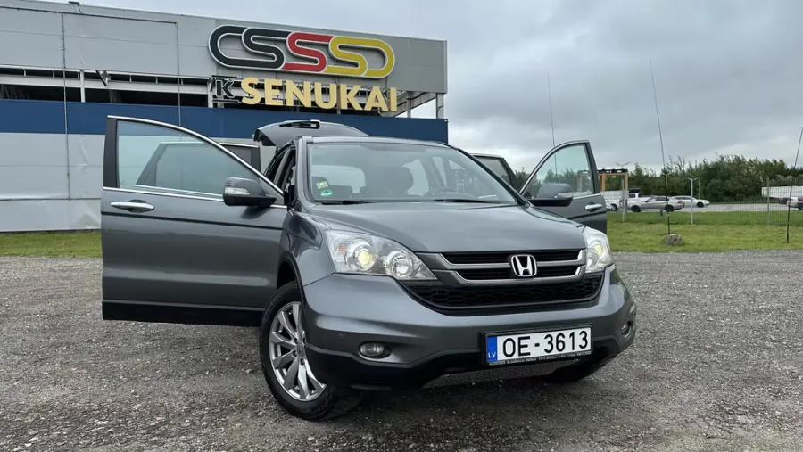 Pelēks Honda CR-V 2012 Daugavpils, ar dzinēja tilpumu 2.20 L un nobraukumu 299 tūkst. km par 7770 €, foto 34 vietnē AUTOMOTO.COM.LV