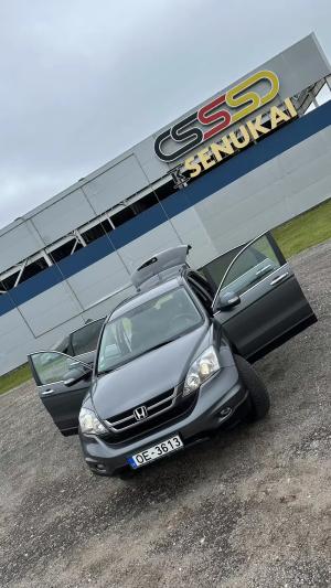 Pelēks Honda CR-V 2012 Daugavpils, ar dzinēja tilpumu 2.20 L un nobraukumu 299 tūkst. km par 7770 €, foto 35 vietnē AUTOMOTO.COM.LV