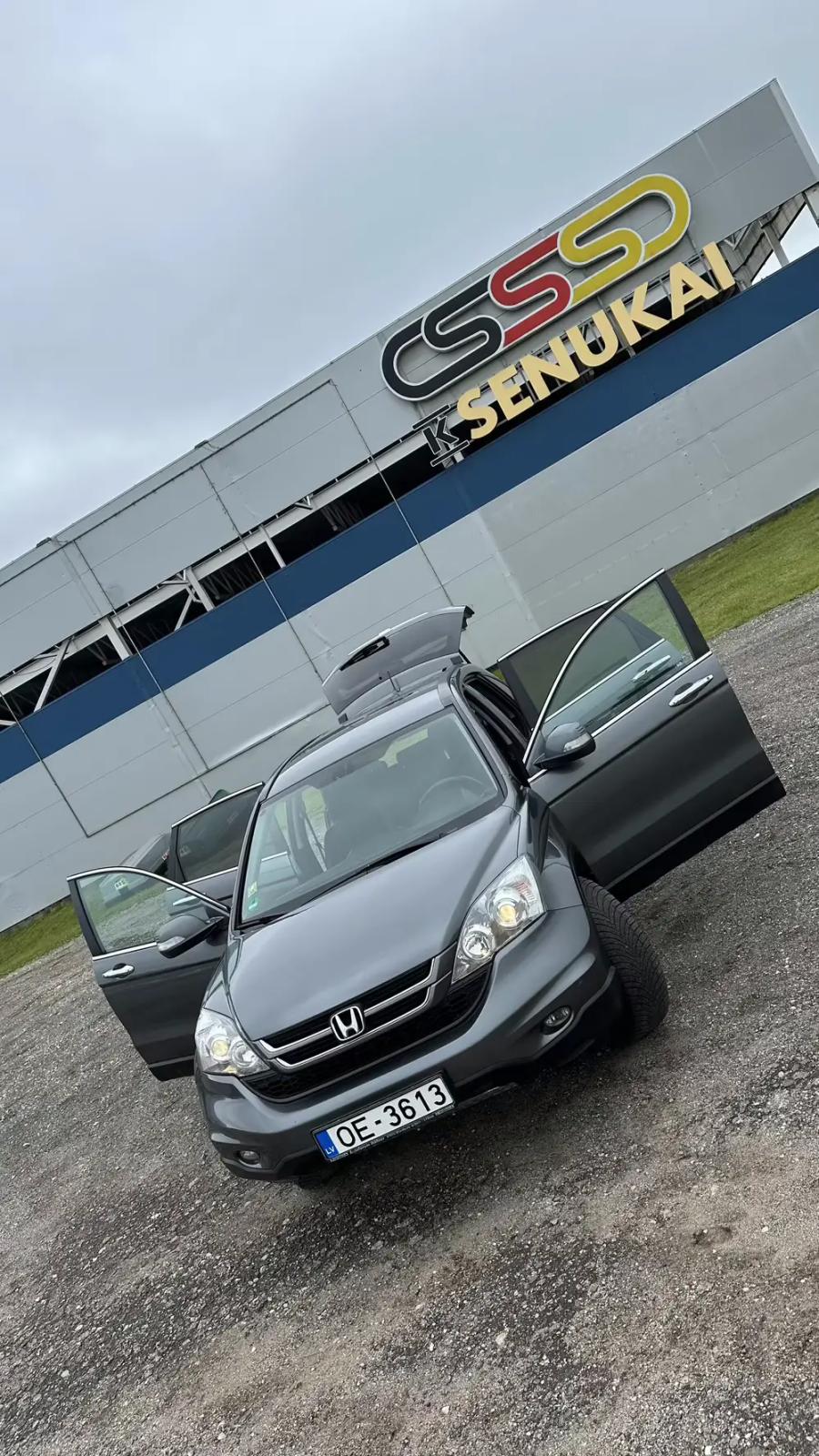 Pelēks Honda CR-V 2012 Daugavpils, ar dzinēja tilpumu 2.20 L un nobraukumu 299 tūkst. km par 7770 €, foto 35 vietnē AUTOMOTO.COM.LV
