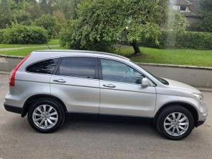 Pelēks Honda CR-V 2012 Jēkabpils, ar dzinēja tilpumu 2.20 L un nobraukumu 255 tūkst. km par 8690 €, foto 5 vietnē AUTOMOTO.COM.LV