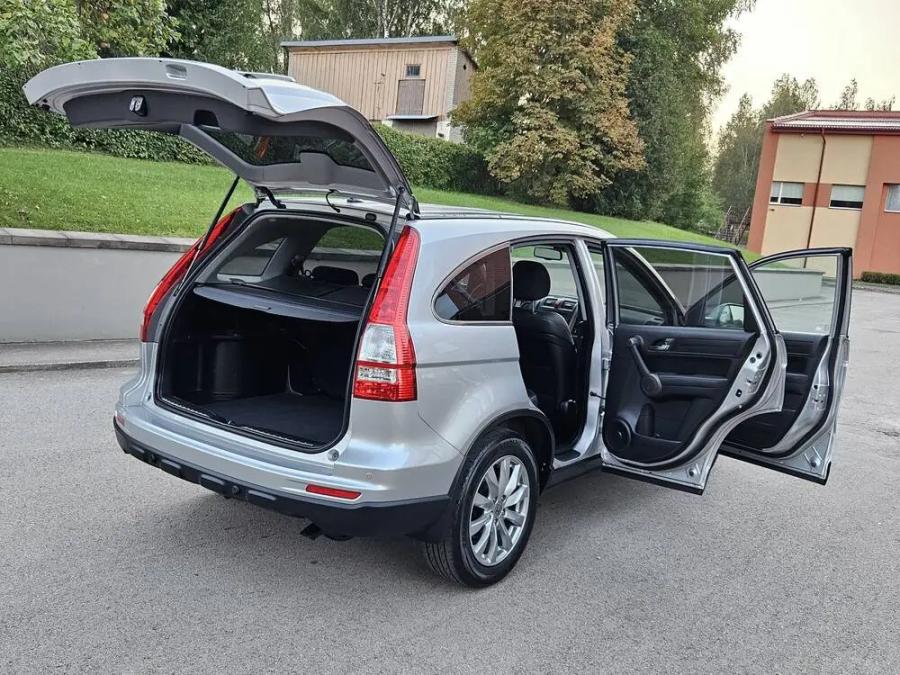 Pelēks Honda CR-V 2012 Jēkabpils, ar dzinēja tilpumu 2.20 L un nobraukumu 255 tūkst. km par 8690 €, foto 23 vietnē AUTOMOTO.COM.LV