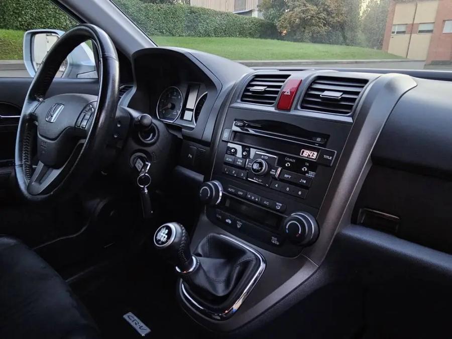 Pelēks Honda CR-V 2012 Jēkabpils, ar dzinēja tilpumu 2.20 L un nobraukumu 255 tūkst. km par 8690 €, foto 24 vietnē AUTOMOTO.COM.LV