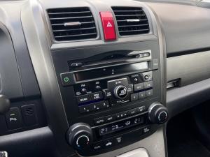 Pelēks Honda CR-V 2012 Rīga, ar dzinēja tilpumu 2.20 L un nobraukumu 258 tūkst. km par 7550 €, foto 28 vietnē AUTOMOTO.COM.LV