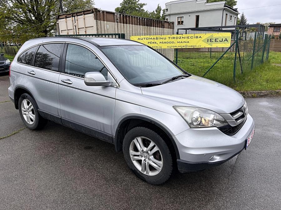 Pelēks Honda CR-V 2012 Rīga, ar dzinēja tilpumu 2.20 L un nobraukumu 258 tūkst. km par 7550 €, foto 41 vietnē AUTOMOTO.COM.LV
