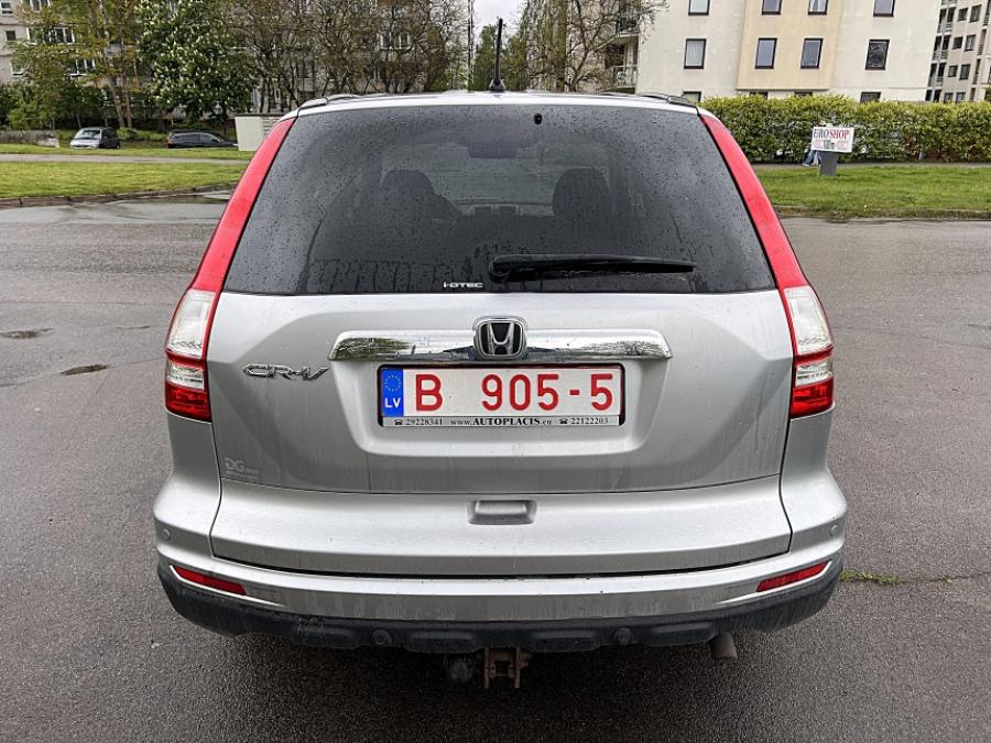Pelēks Honda CR-V 2012 Rīga, ar dzinēja tilpumu 2.20 L un nobraukumu 258 tūkst. km par 7550 €, foto 45 vietnē AUTOMOTO.COM.LV