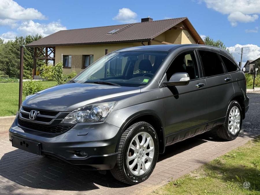 Pelēks Honda CR-V 2012 Utena, ar dzinēja tilpumu 2.20 L un nobraukumu 155 tūkst. km par 7700 €, foto 3 vietnē AUTOMOTO.COM.LV