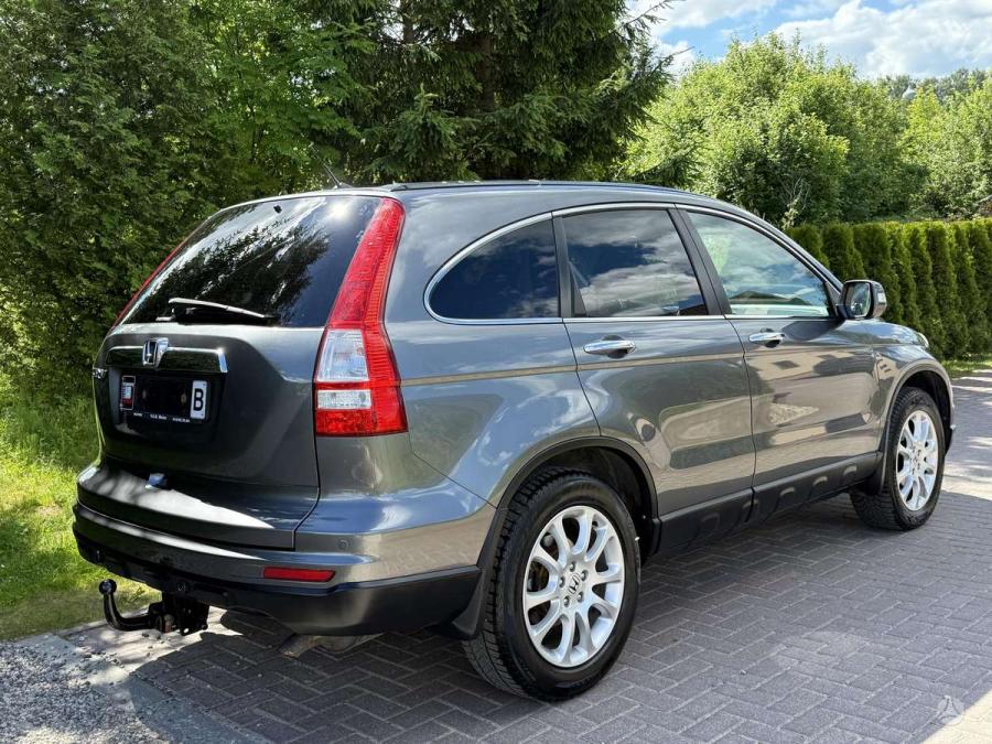 Pelēks Honda CR-V 2012 Utena, ar dzinēja tilpumu 2.20 L un nobraukumu 155 tūkst. km par 7700 €, foto 5 vietnē AUTOMOTO.COM.LV