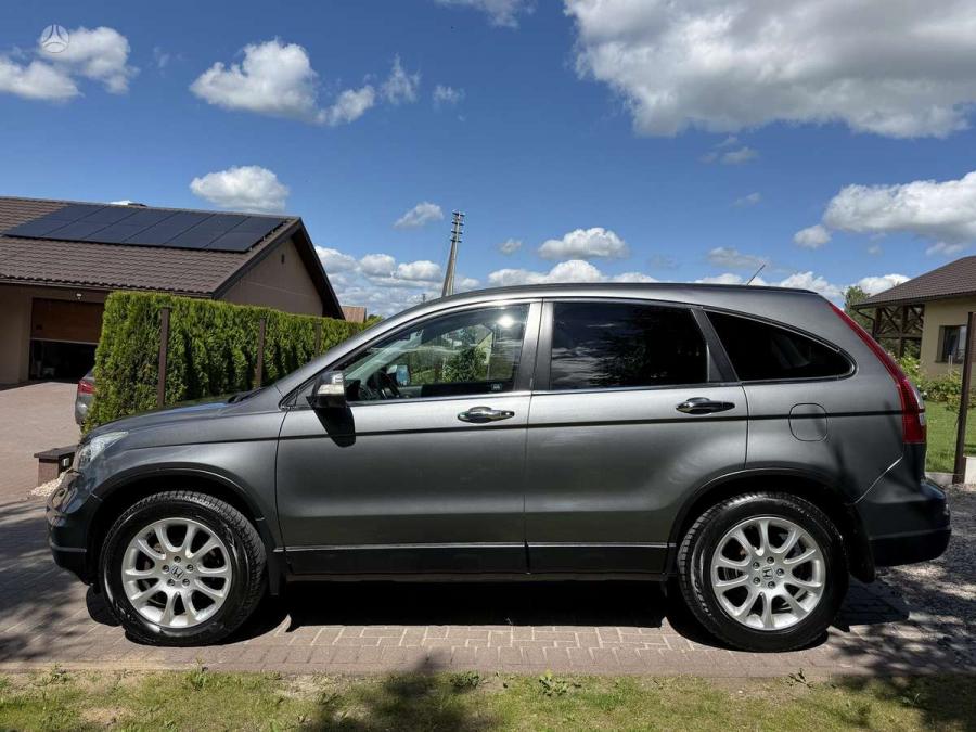 Pelēks Honda CR-V 2012 Utena, ar dzinēja tilpumu 2.20 L un nobraukumu 155 tūkst. km par 7700 €, foto 8 vietnē AUTOMOTO.COM.LV