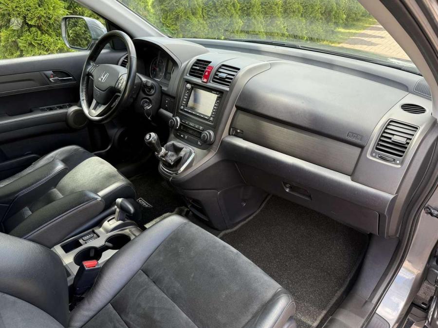 Pelēks Honda CR-V 2012 Utena, ar dzinēja tilpumu 2.20 L un nobraukumu 155 tūkst. km par 7700 €, foto 24 vietnē AUTOMOTO.COM.LV
