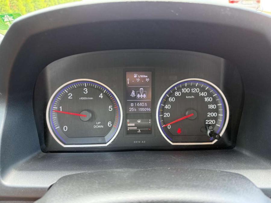 Pelēks Honda CR-V 2012 Utena, ar dzinēja tilpumu 2.20 L un nobraukumu 155 tūkst. km par 7700 €, foto 26 vietnē AUTOMOTO.COM.LV