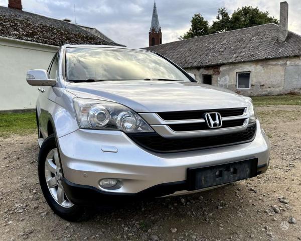Grey Honda CR-V 2012 in Kaisiadorys, with an engine capacity of 2.20 L and mileage of 276 thousand km for 6450 €, photo 2 on AUTOMOTO.COM.LV