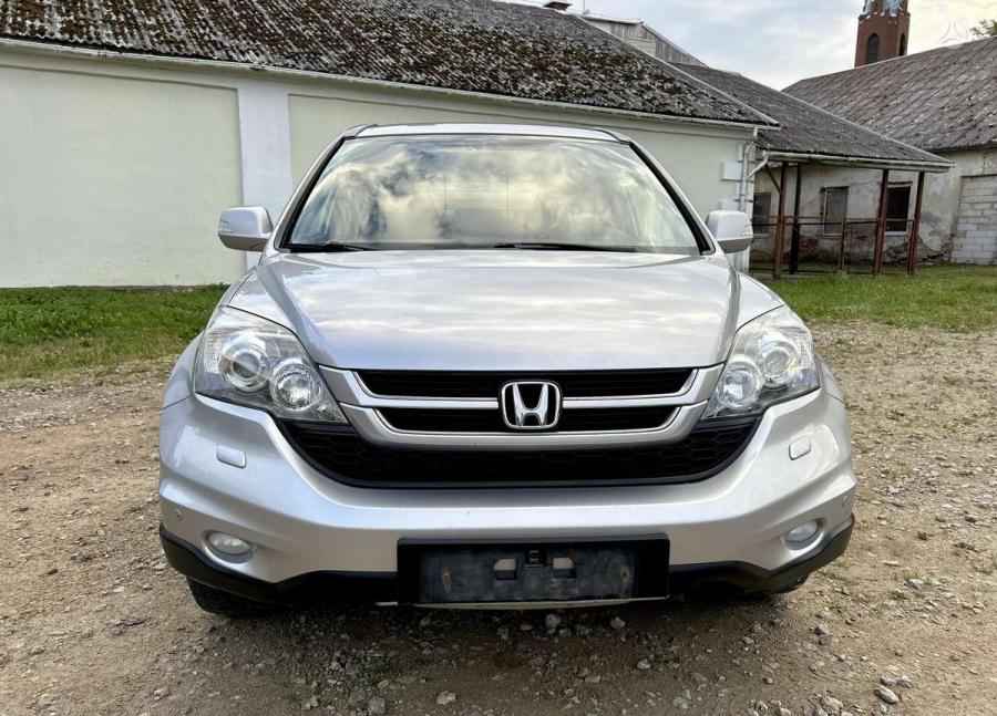 Grey Honda CR-V 2012 in Kaisiadorys, with an engine capacity of 2.20 L and mileage of 276 thousand km for 6450 €, photo 4 on AUTOMOTO.COM.LV