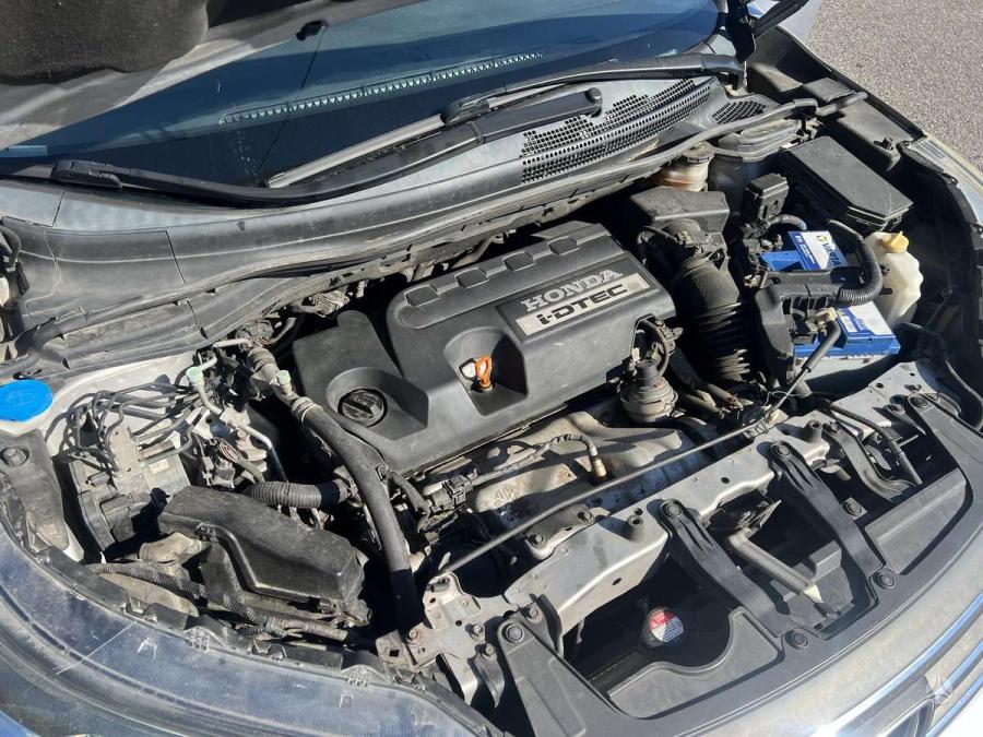 Grey Honda CR-V 2012 in Taurage, with an engine capacity of 2.20 L and mileage of 256 thousand km for 8900 €, photo 13 on AUTOMOTO.COM.LV