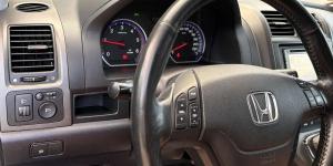 Grey Honda CR-V 2012 in Druskininkai, with an engine capacity of 2.20 L and mileage of 284 thousand km for 7700 €, photo 33 on AUTOMOTO.COM.LV