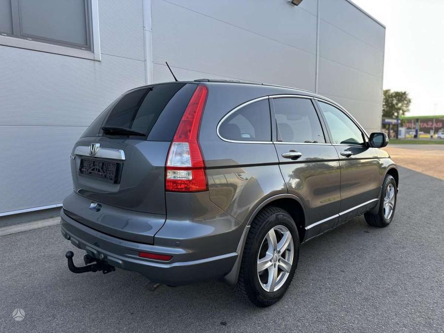 Pelēks Honda CR-V 2012 Utena, ar dzinēja tilpumu 2.20 L un nobraukumu 250 tūkst. km par 7700 €, foto 4 vietnē AUTOMOTO.COM.LV