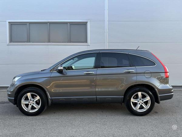 Pelēks Honda CR-V 2012 Utena, ar dzinēja tilpumu 2.20 L un nobraukumu 250 tūkst. km par 7700 €, foto 8 vietnē AUTOMOTO.COM.LV