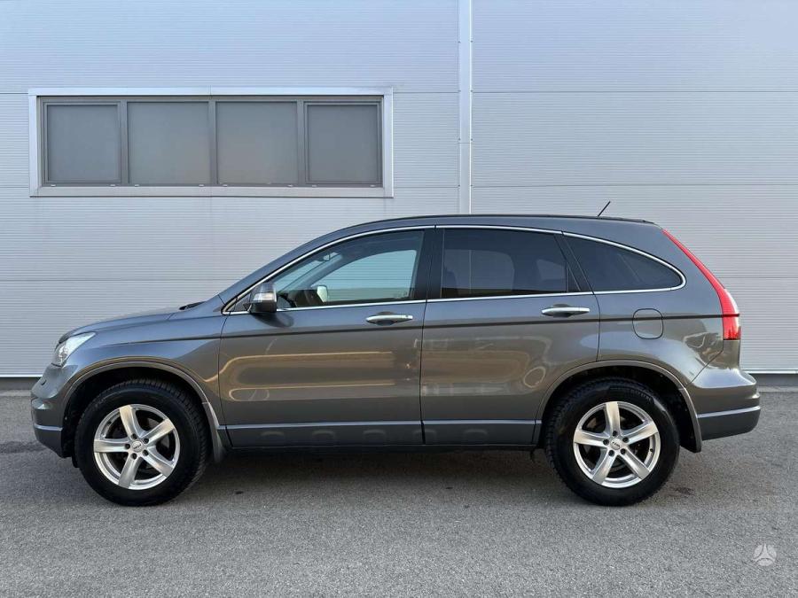 Pelēks Honda CR-V 2012 Utena, ar dzinēja tilpumu 2.20 L un nobraukumu 250 tūkst. km par 7700 €, foto 9 vietnē AUTOMOTO.COM.LV