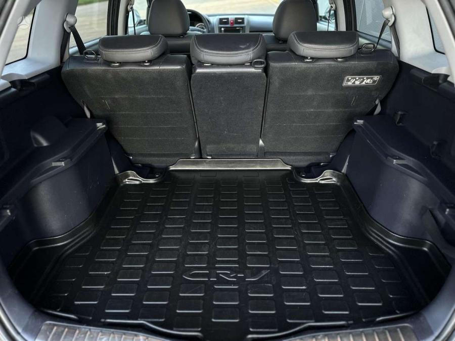 Pelēks Honda CR-V 2012 Utena, ar dzinēja tilpumu 2.20 L un nobraukumu 250 tūkst. km par 7700 €, foto 26 vietnē AUTOMOTO.COM.LV