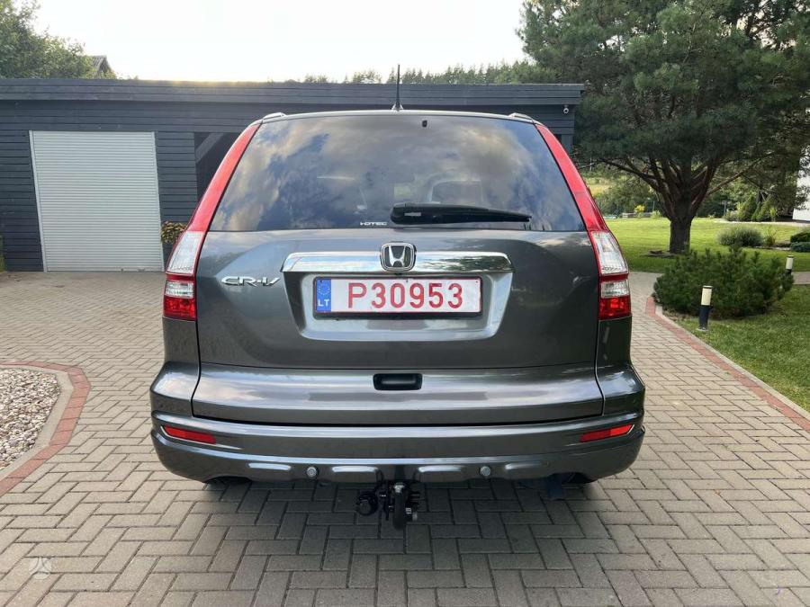 Pelēks Honda CR-V 2012 Druskininkai, ar dzinēja tilpumu 2.20 L un nobraukumu 259 tūkst. km par 7890 €, foto 9 vietnē AUTOMOTO.COM.LV