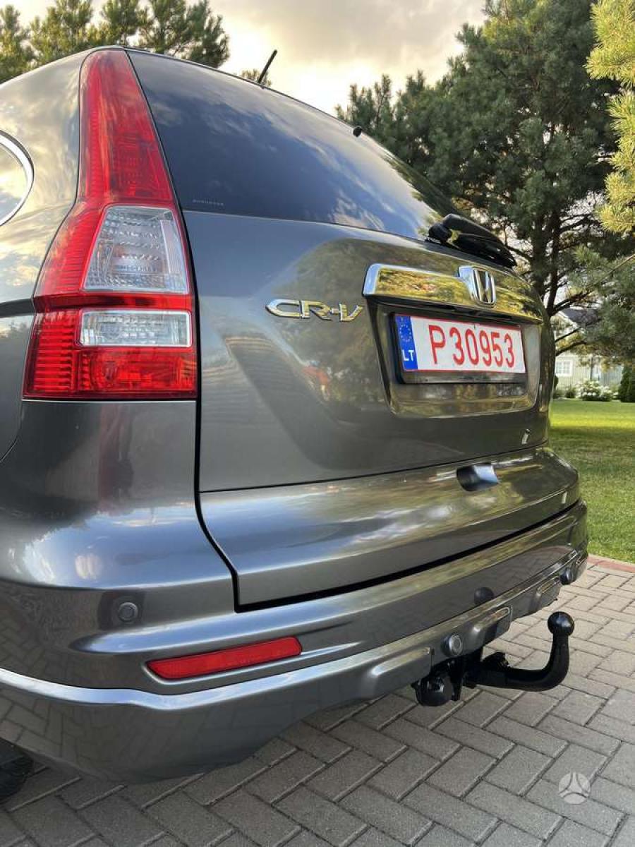 Pelēks Honda CR-V 2012 Druskininkai, ar dzinēja tilpumu 2.20 L un nobraukumu 259 tūkst. km par 7890 €, foto 16 vietnē AUTOMOTO.COM.LV