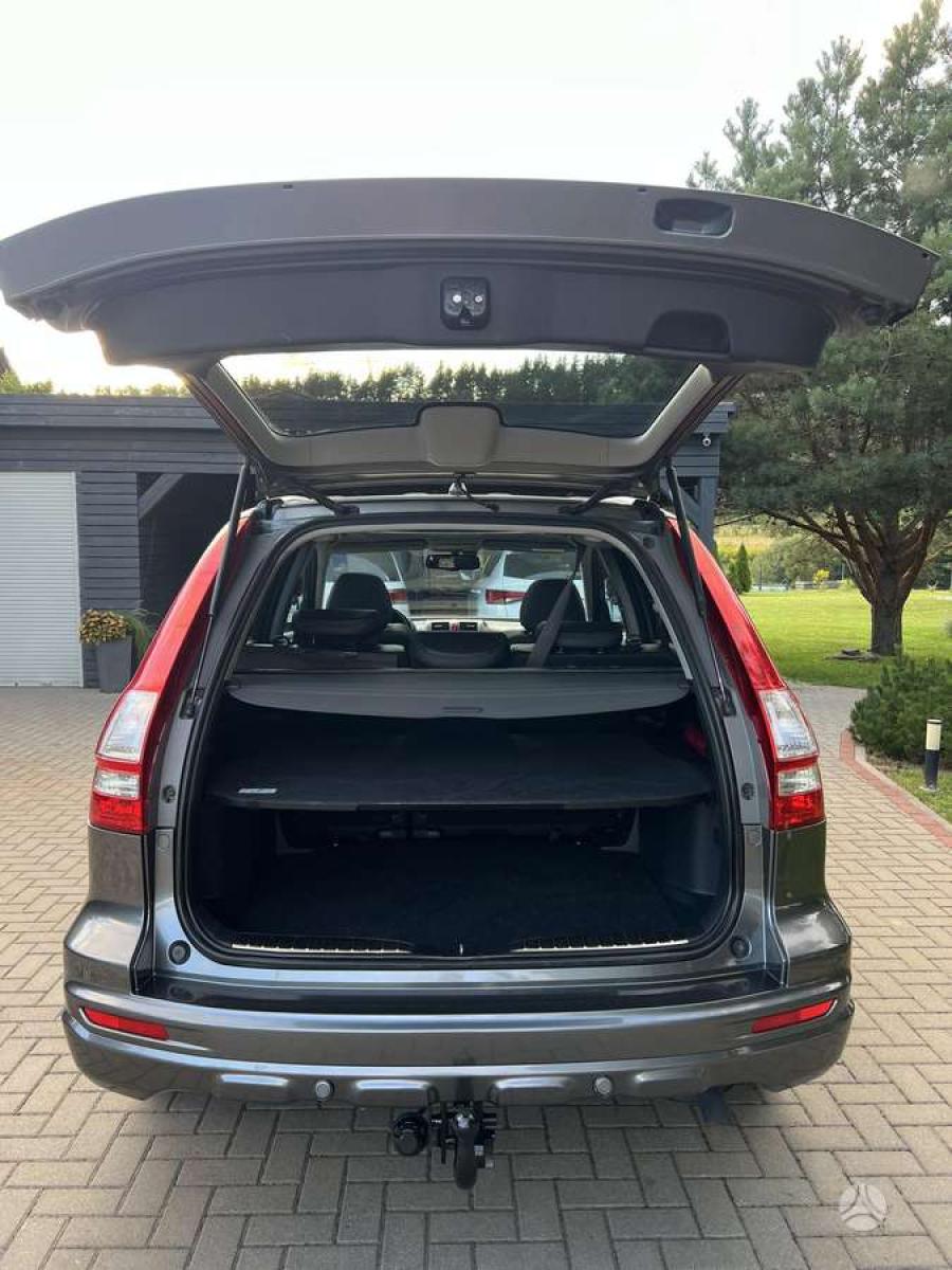 Pelēks Honda CR-V 2012 Druskininkai, ar dzinēja tilpumu 2.20 L un nobraukumu 259 tūkst. km par 7890 €, foto 18 vietnē AUTOMOTO.COM.LV