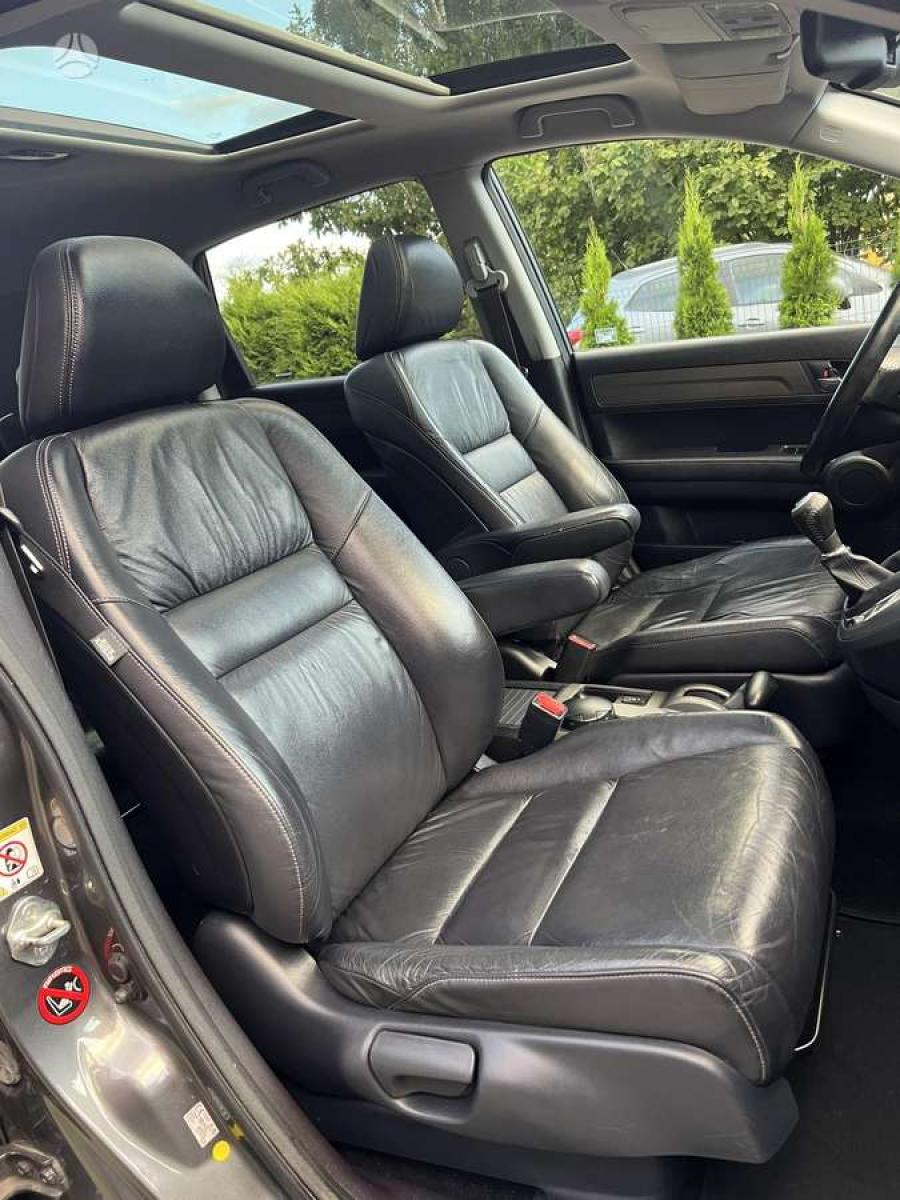 Pelēks Honda CR-V 2012 Druskininkai, ar dzinēja tilpumu 2.20 L un nobraukumu 259 tūkst. km par 7890 €, foto 26 vietnē AUTOMOTO.COM.LV