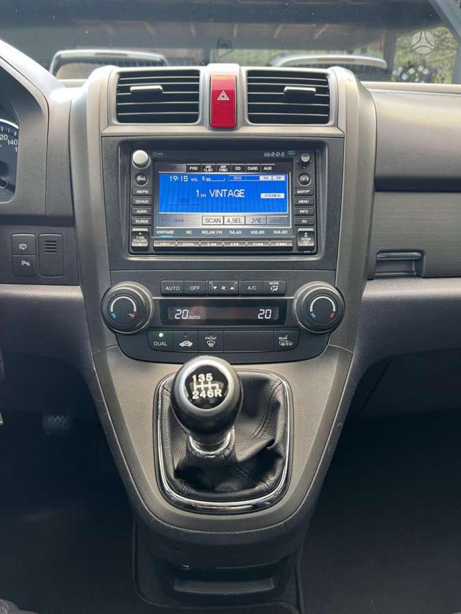 Pelēks Honda CR-V 2012 Druskininkai, ar dzinēja tilpumu 2.20 L un nobraukumu 259 tūkst. km par 7890 €, foto 30 vietnē AUTOMOTO.COM.LV