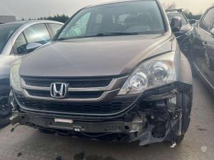 Grey Honda CR-V 2012 in Taurage, with an engine capacity of 2.20 L and mileage of 187 thousand km for 5500 €, photo 3 on AUTOMOTO.COM.LV