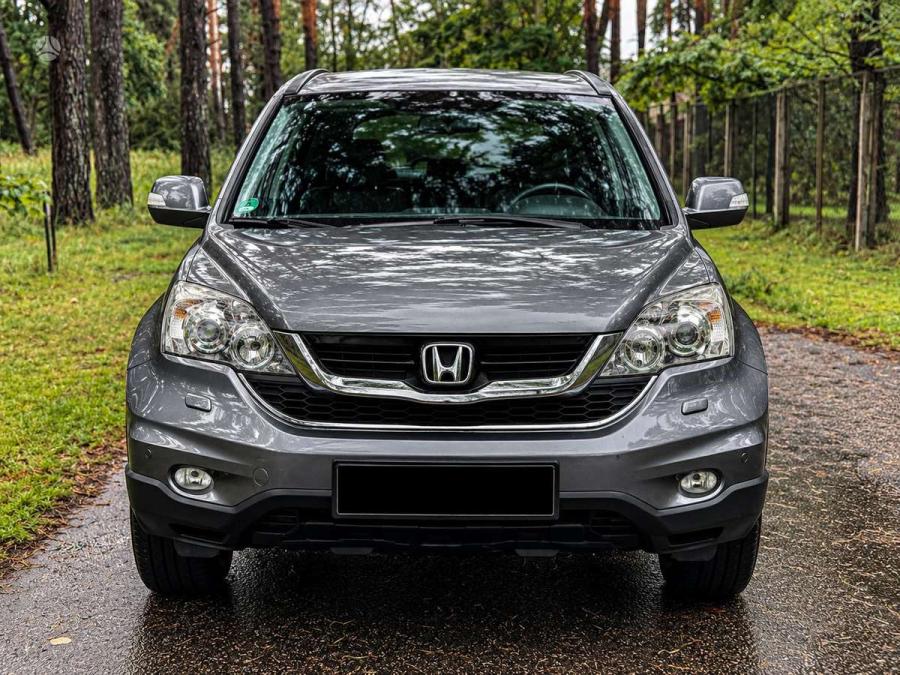 Grey Honda CR-V 2012 in Vilnius, with an engine capacity of 2.20 L and mileage of 171 thousand km for 8700 €, photo 4 on AUTOMOTO.COM.LV